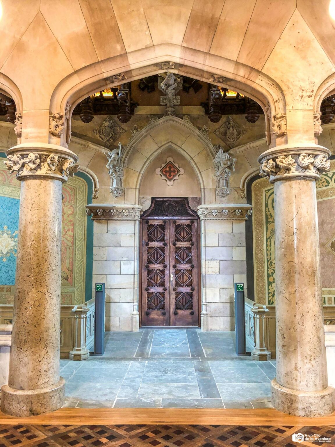 12 lugares que ver en COMILLAS, la villa modernista de Cantabria ️