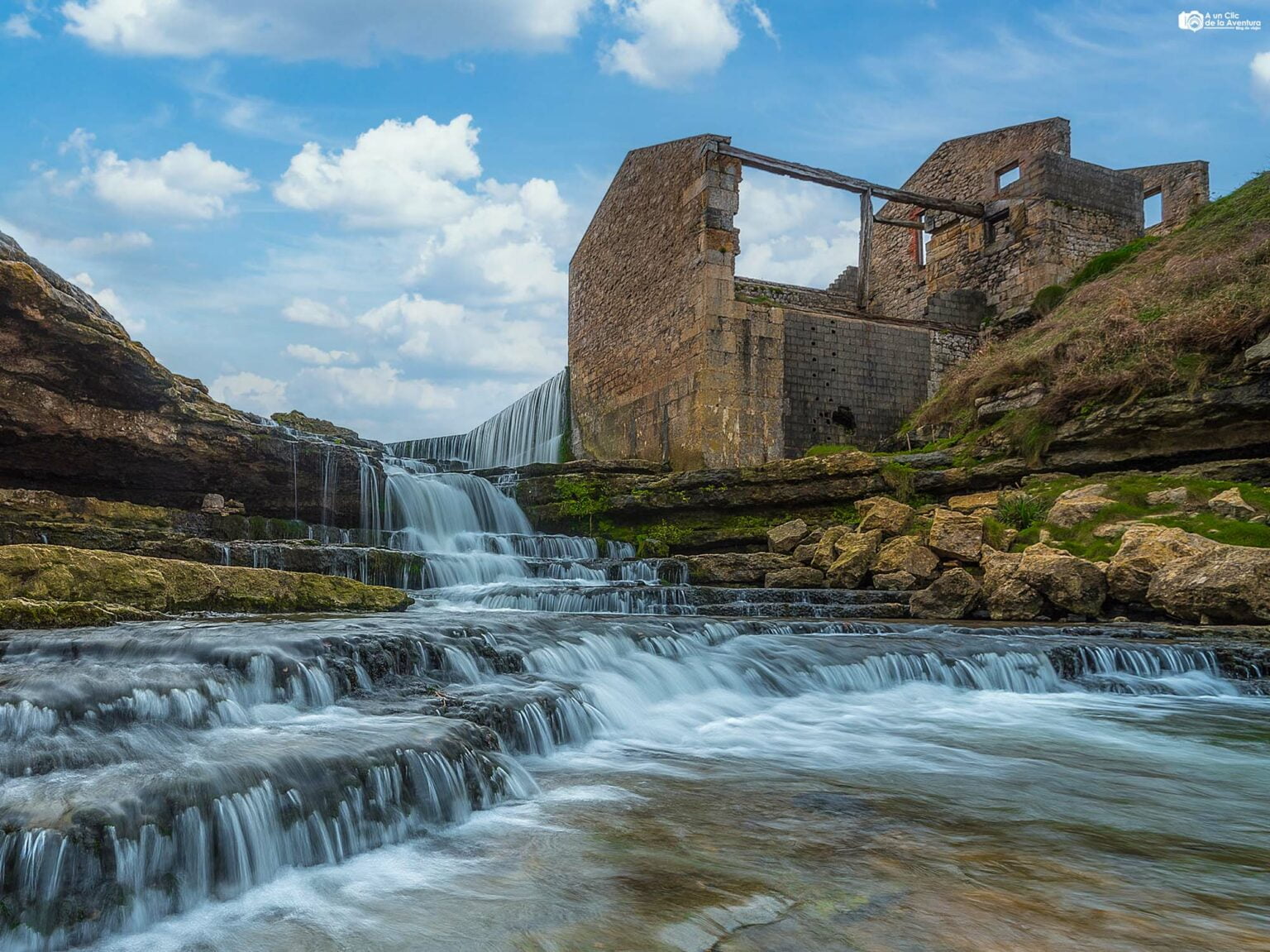 12 lugares que ver en COMILLAS, la villa modernista de Cantabria ️